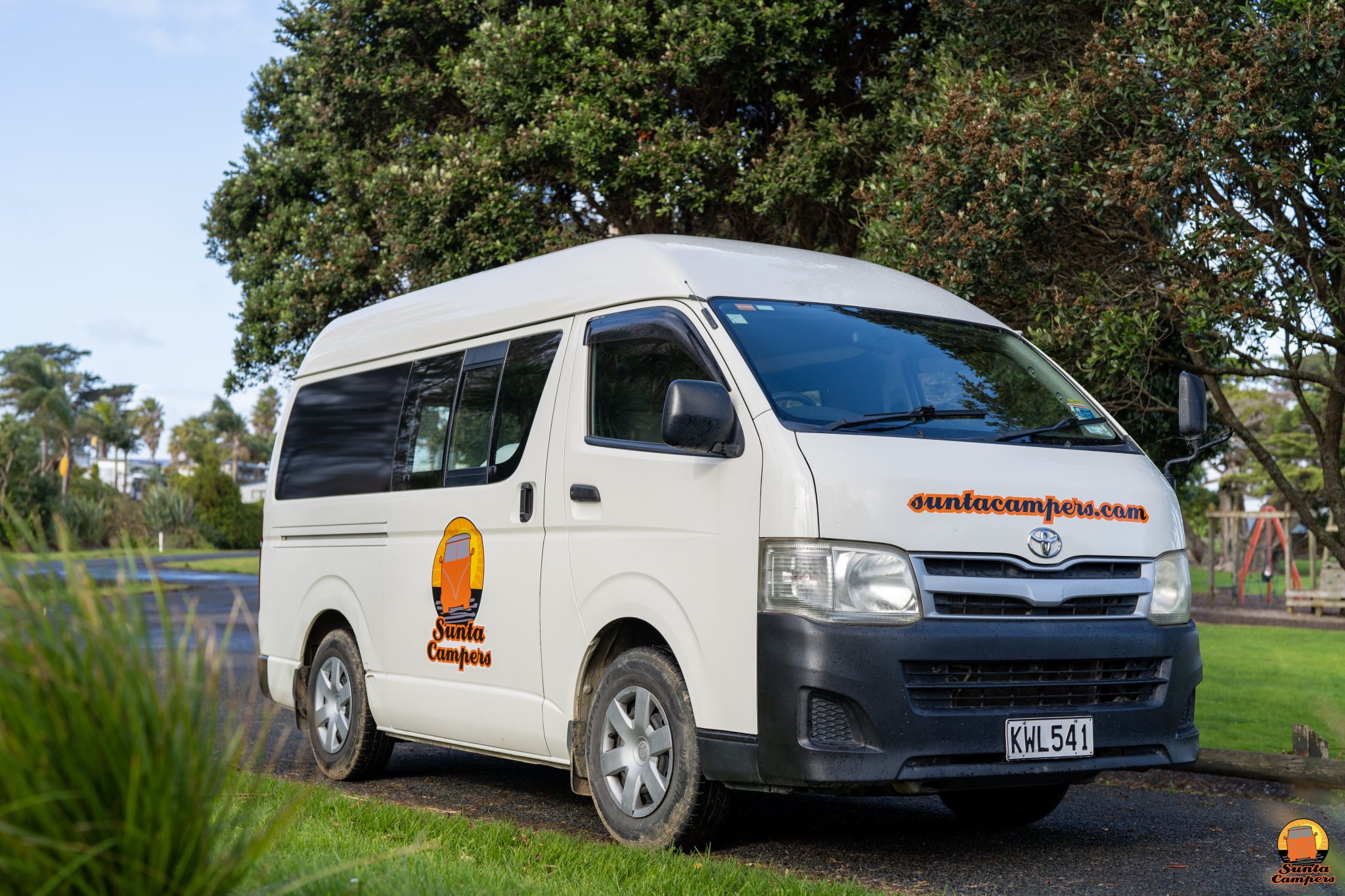 Motorhome and Campervan Hire NZ | Sunta Campers